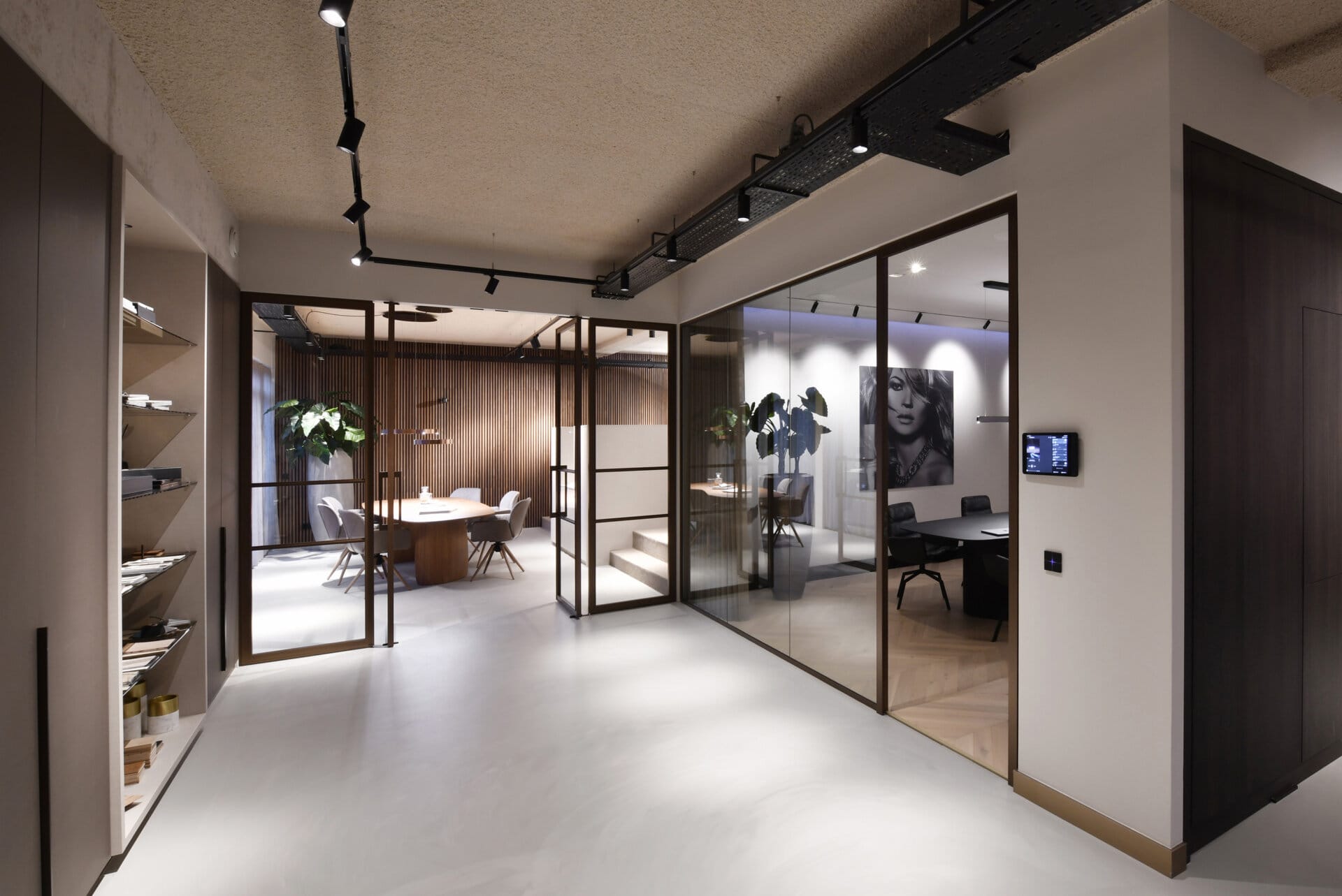 PIVOT TÜR - Plan Effect